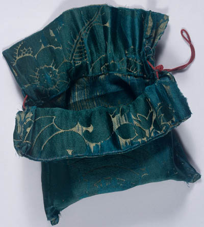 MHS Collections Online: Drawstring purse or pouch